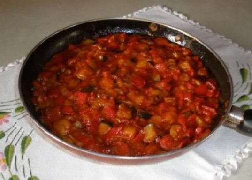 Samfaina amb ous | Recepta de cuina de Antoni - RECEPTES.CAT