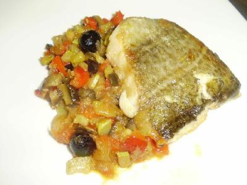 Bacallà amb samfaina | Recepta de cuina de Asela Masià - RECEPTES.CAT