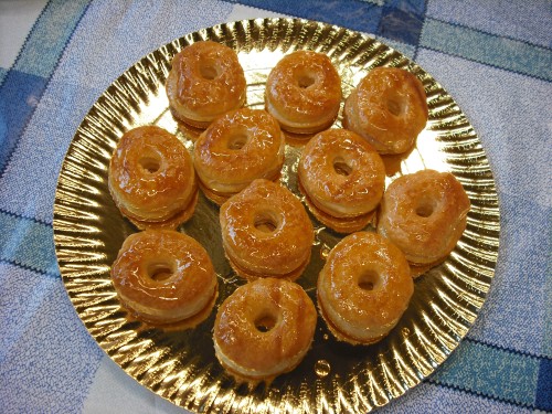 Donuts de pasta de full | Recepta de cuina de Joan. R. Carbonell ...