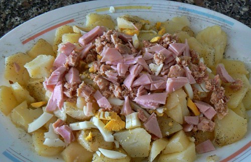 Amanida de patates amb pernil dolç | Recepta de cuina de Carme roura ...
