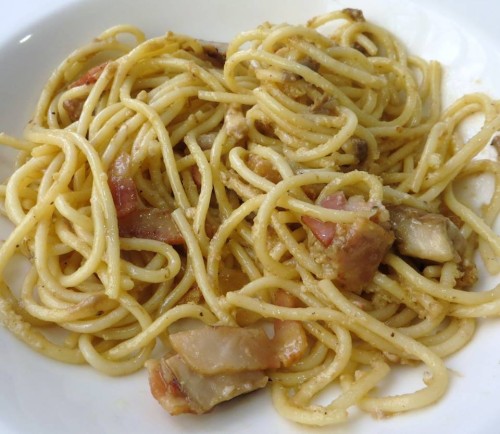Espaguetis amb cansalada viada i ceps | Recepta de cuina de Jordi ...